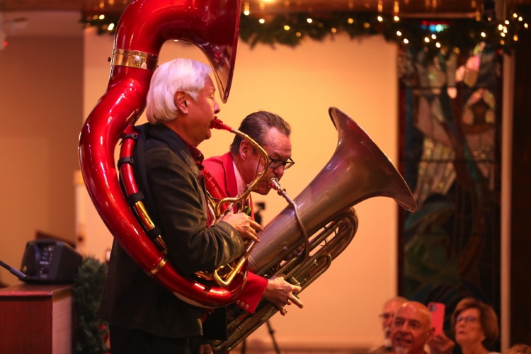 J4J 2024-Robbie Hioki & Bones Malone playing Sousaphone and Tuba (of ...